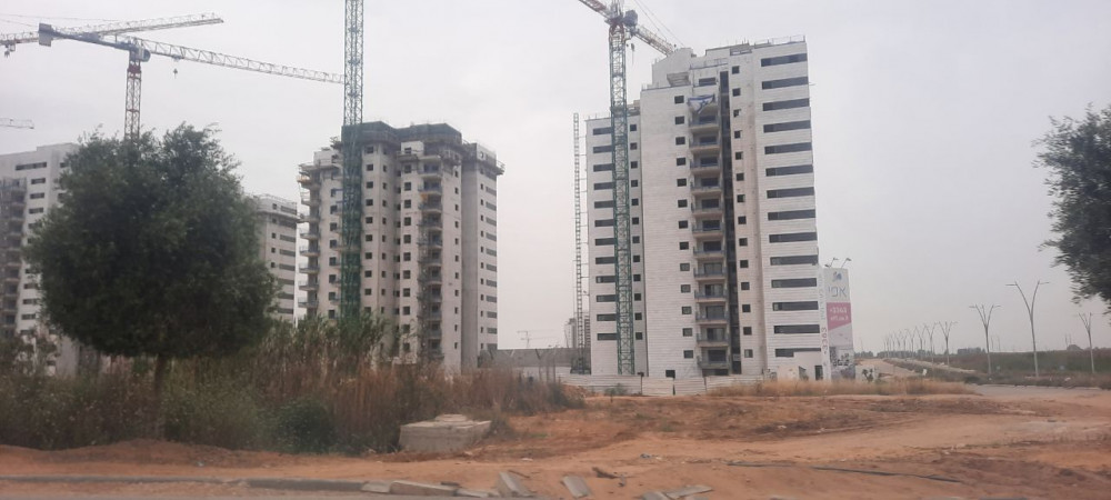 Проблемы льготного жилья: К тому времени, как мы получили квартиру, она ...